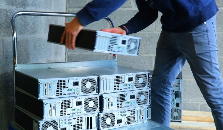 TUI en Jetair schenken aan ontwikkelingsprojecten - Travelpro