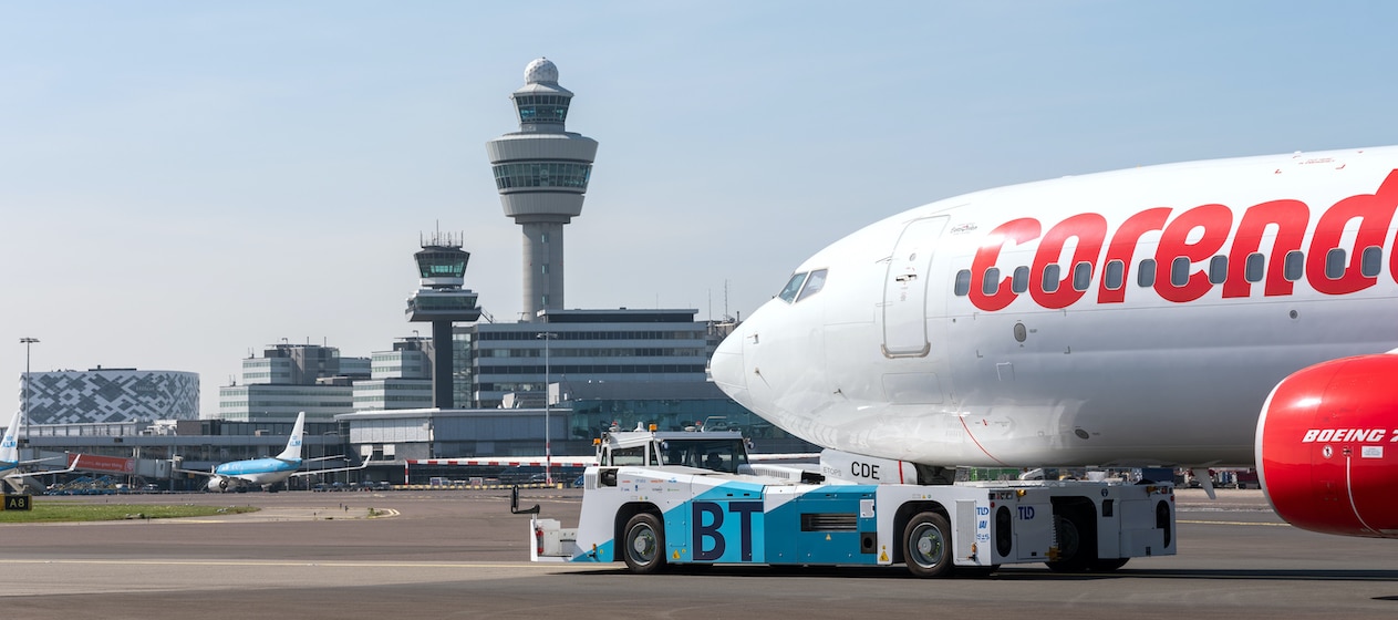 Schiphol test Taxibot met Corendon, KLM en Transavia - Travelpro