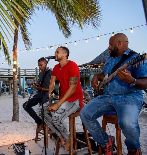 Avila Beach Hotel op Curaçao biedt culturele evenementen - Travelpro