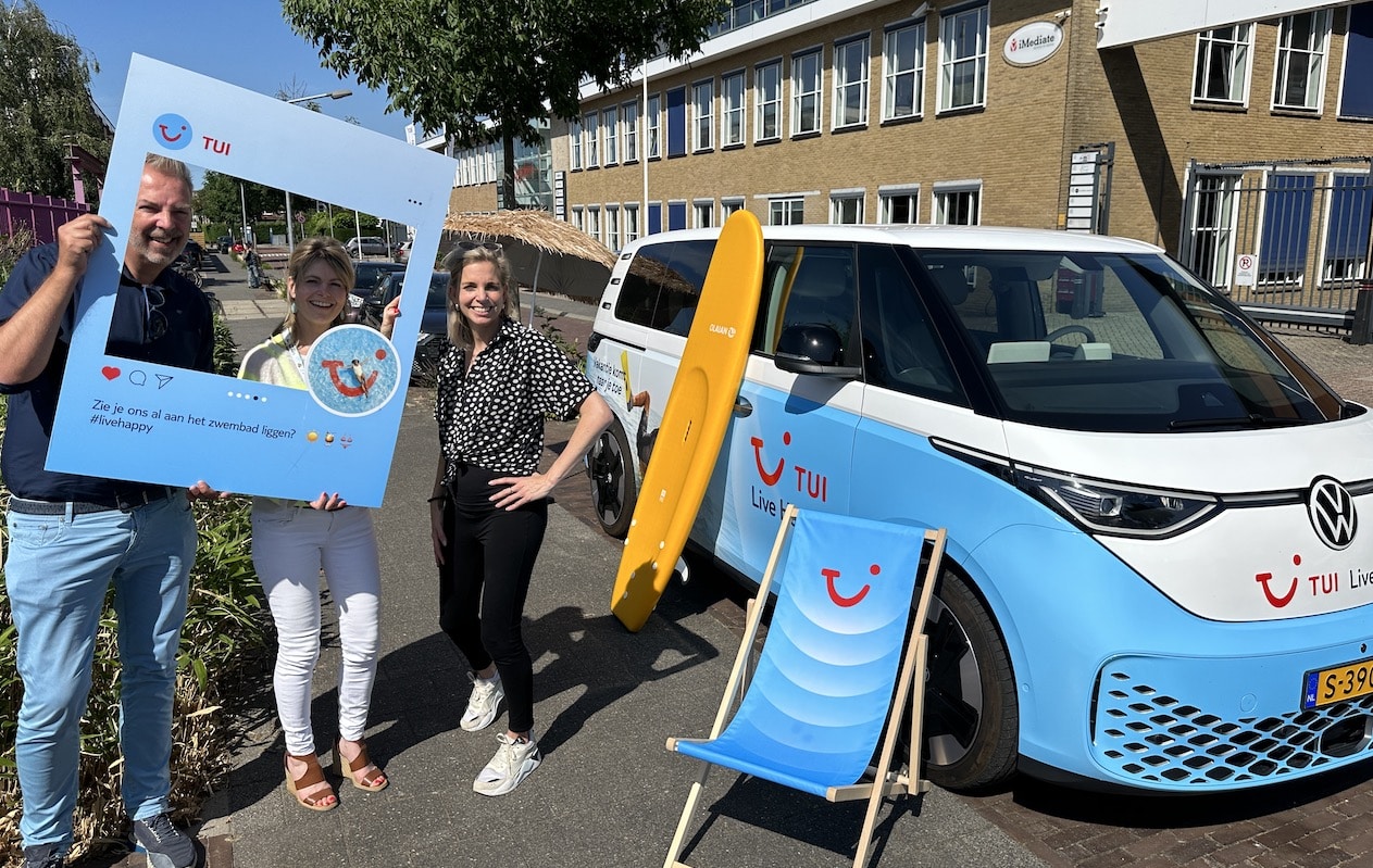 Video - Dit is het eerste rijdende reisbureau van TUI - Travelpro