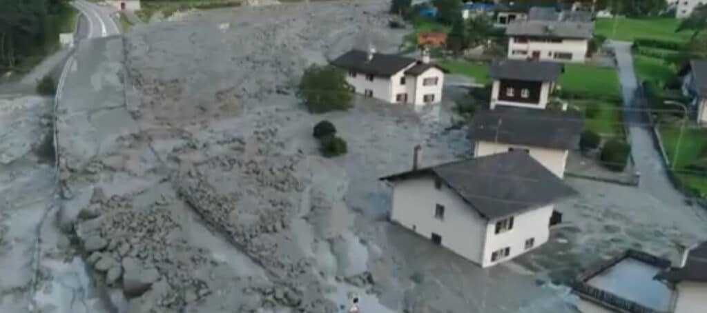 Aardverschuiving in Zwitserland (video) - Travelpro